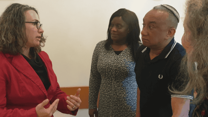 Wit, maar toch niet helemaal. Joden in de koloniale context - De ...